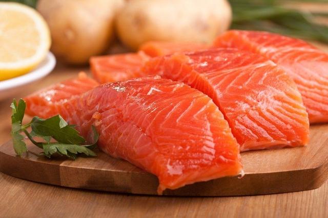 Scottish Salmon Fillet - ClickHeatEat.Com